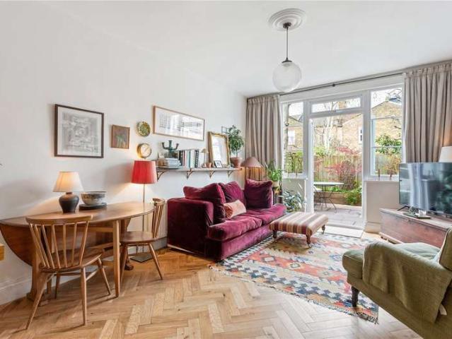 2 Bedroom Flat