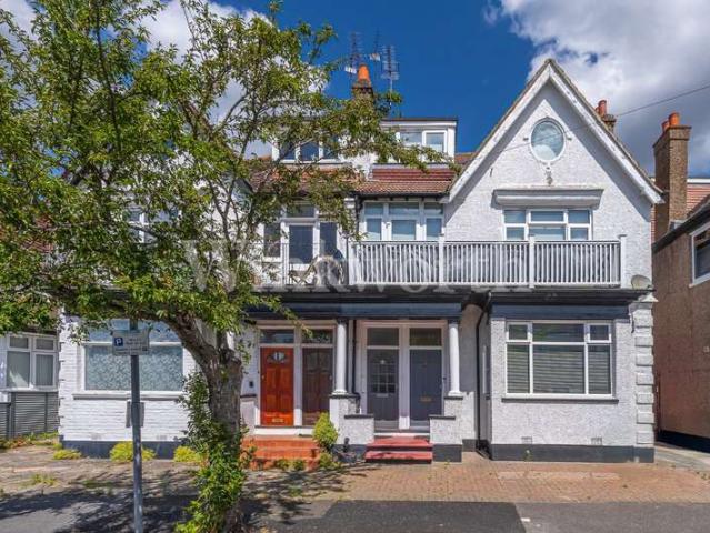 2 Bedroom Flat
