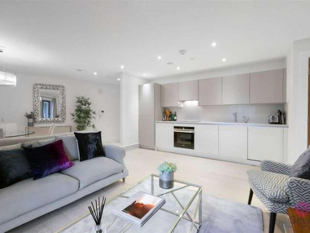 2 Bedroom Flat