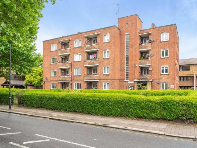 2 Bedroom Flat