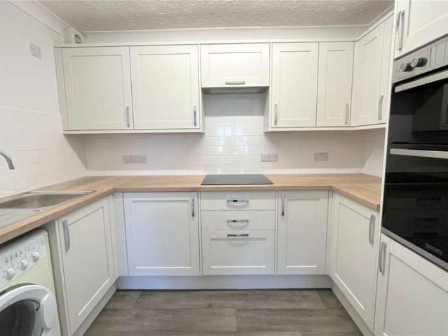 2 Bedroom Flat