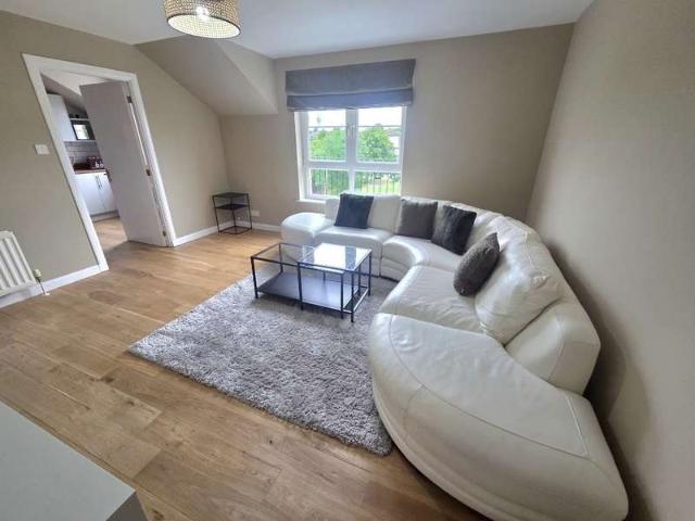 2 Bedroom Flat