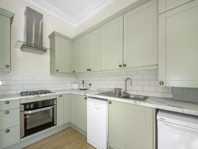 2 Bedroom Flat