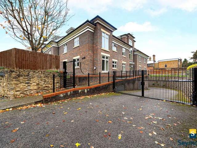 2 Bedroom Flat