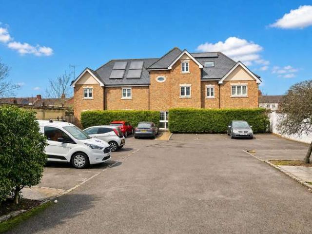 2 Bedroom Flat