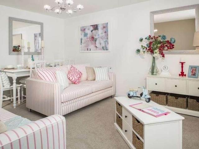 2 Bedroom Flat