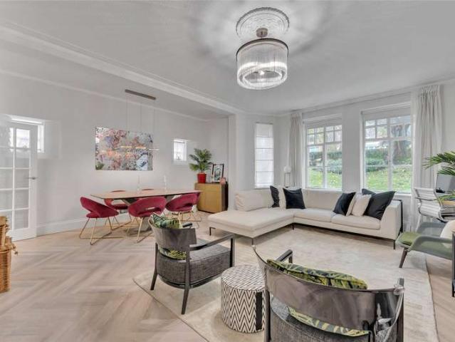 2 Bedroom Flat