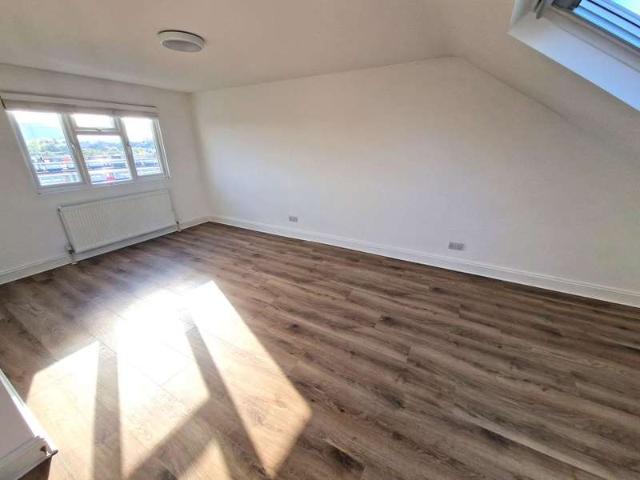 2 Bedroom Flat