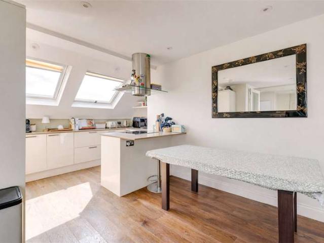2 Bedroom Flat
