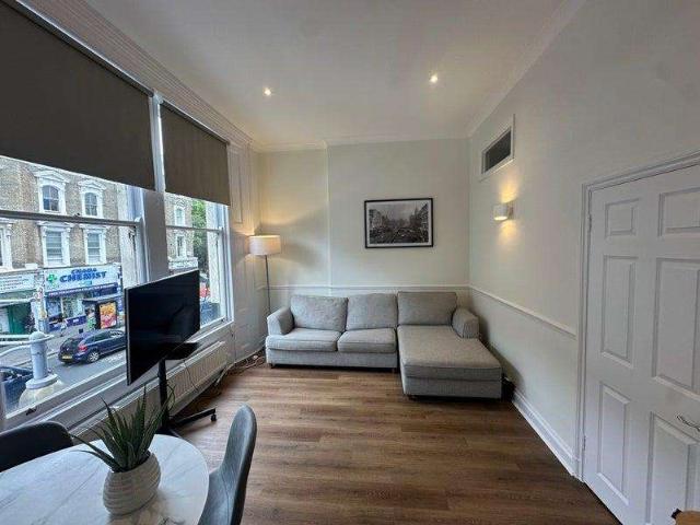 2 Bedroom Flat