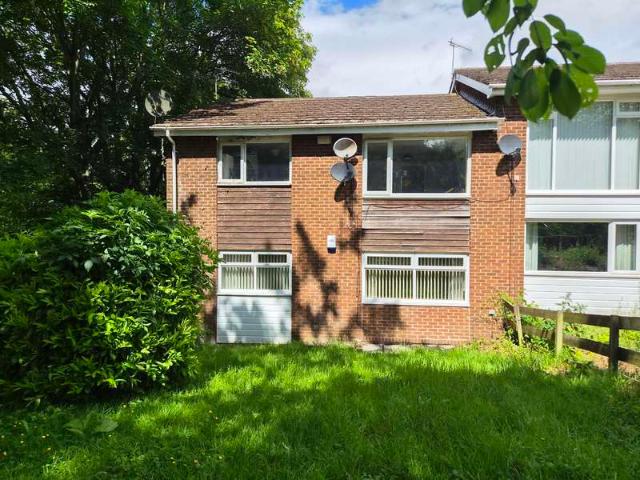 2 Bedroom Flat