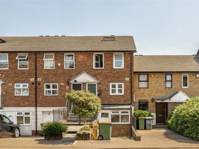 2 bedroom Flat
