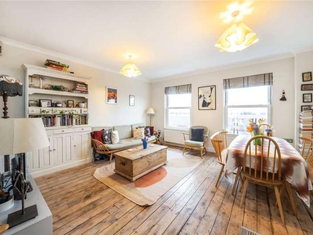 2 Bedroom Flat