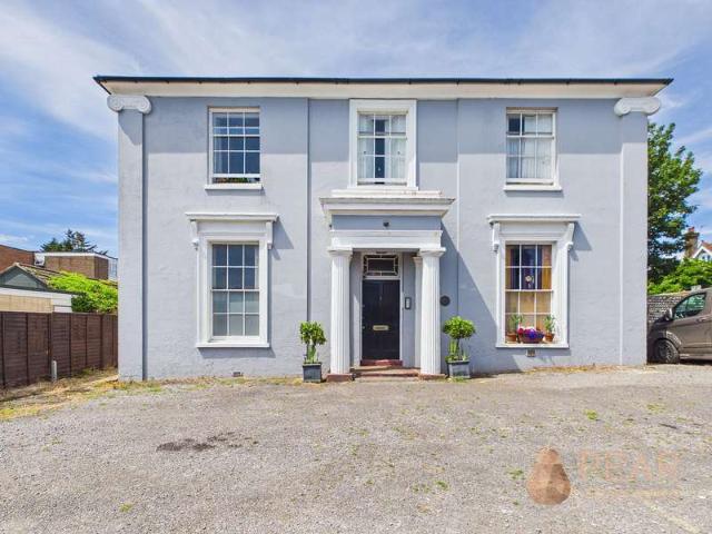 2 Bedroom Flat