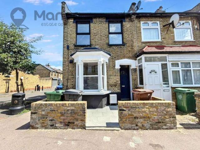2 Bedroom Flat
