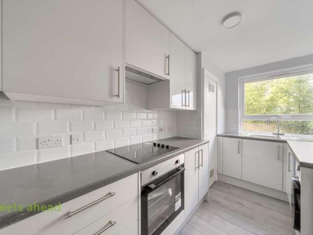 2 Bedroom Flat