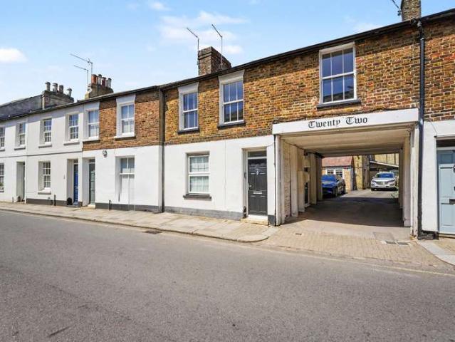 2 Bedroom Flat