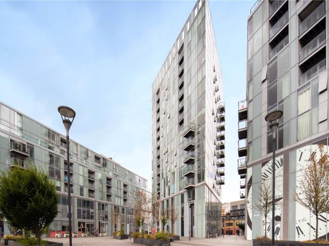 2 bedroom Flat