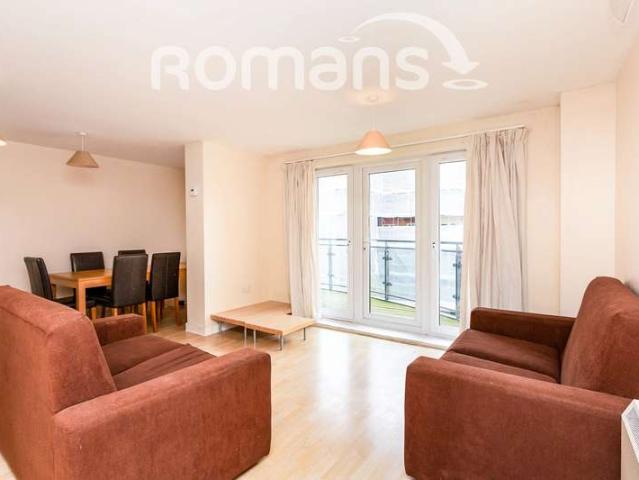 2 Bedroom Flat