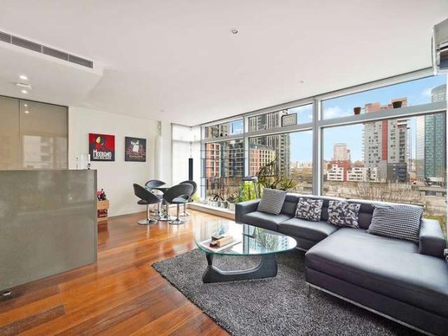 2 Bedroom Flat