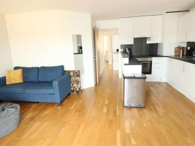 2 Bedroom Flat