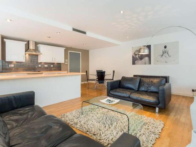 2 Bedroom Flat