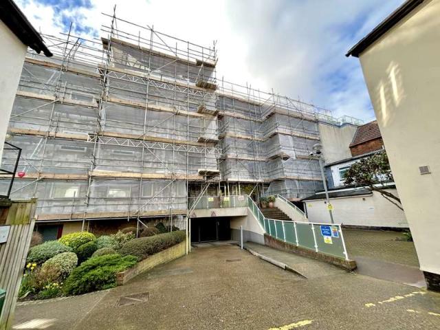 2 Bedroom Flat