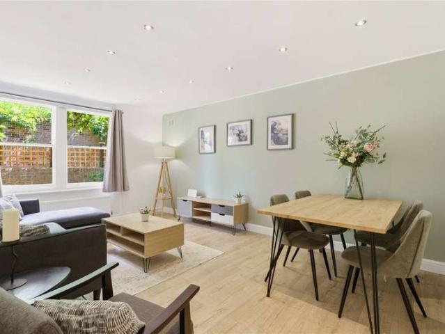 2 Bedroom Flat