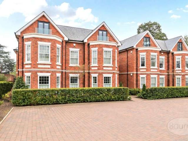 2 Bedroom Flat