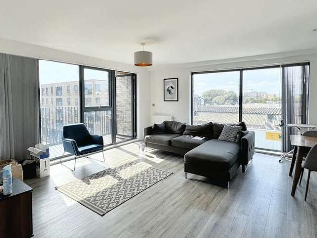 2 Bedroom Flat
