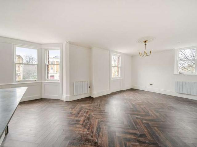 2 Bedroom Flat