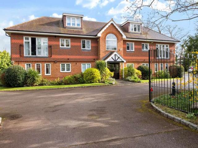 2 Bedroom Flat