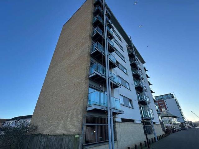 2 Bedroom Flat
