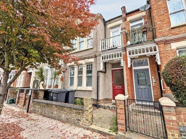 2 Bedroom Flat