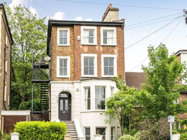 2 Bedroom Flat