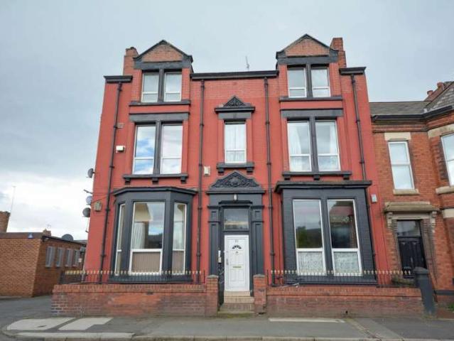 2 Bedroom Flat
