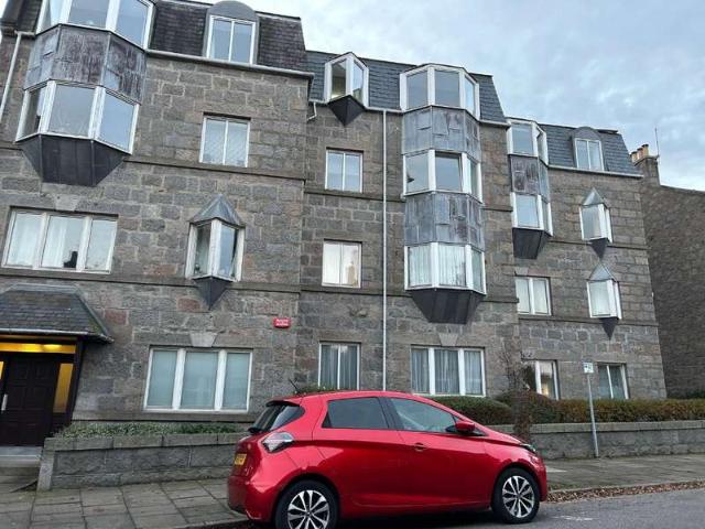 2 Bedroom Flat