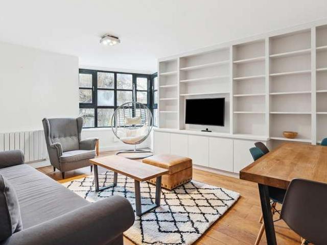 2 Bedroom Flat