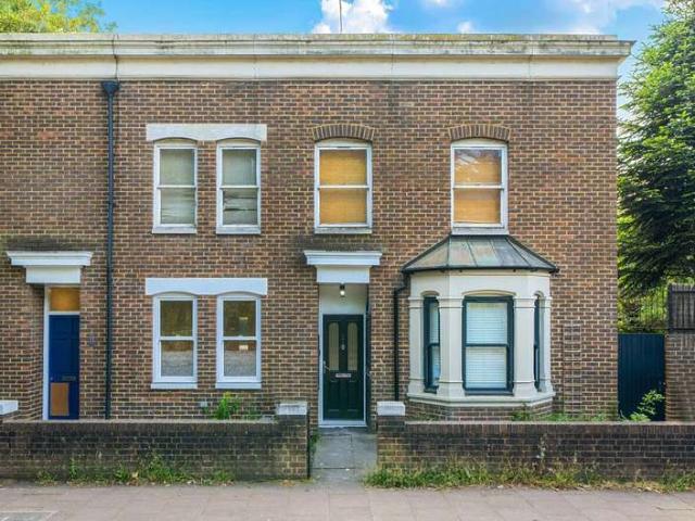 2 Bedroom Flat