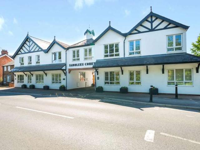 2 Bedroom Flat