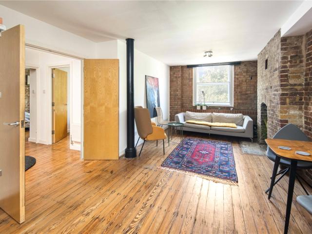 2 bedroom Flat