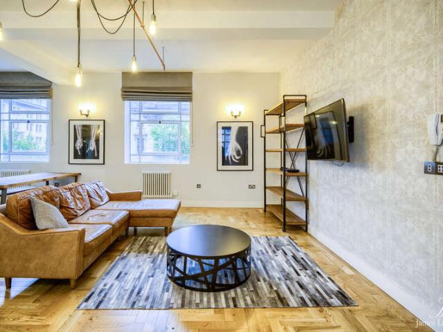 2 Bedroom Flat