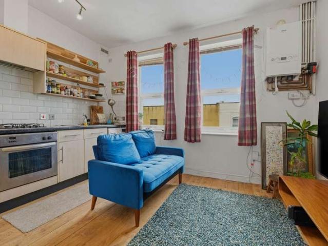 2 Bedroom Flat