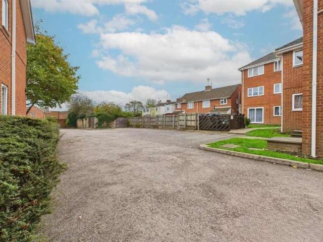 2 Bedroom Flat