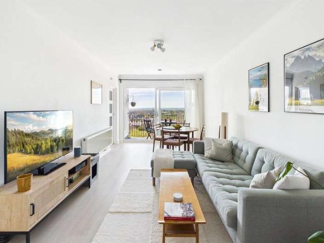 2 Bedroom Flat