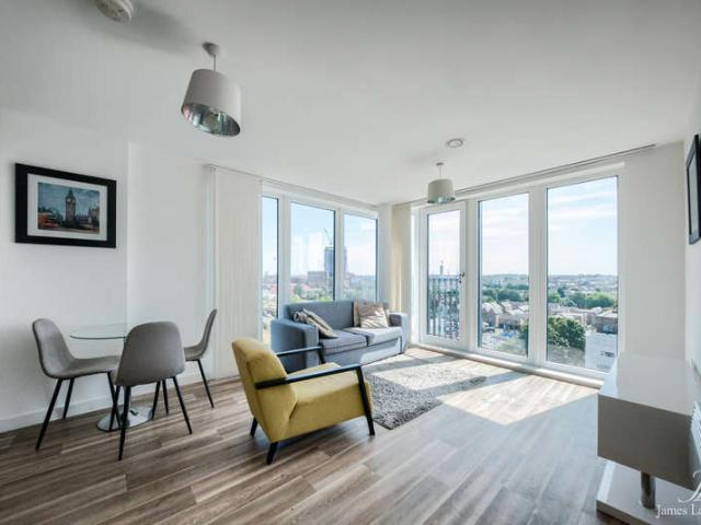 2 Bedroom Flat