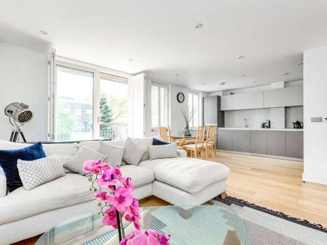 2 Bedroom Flat