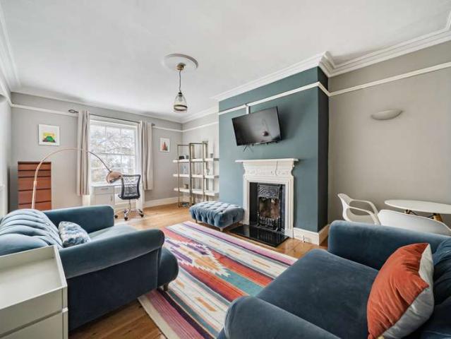 2 Bedroom Flat