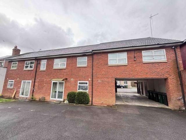 2 Bedroom Flat