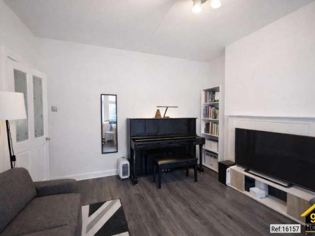 2 Bedroom Flat